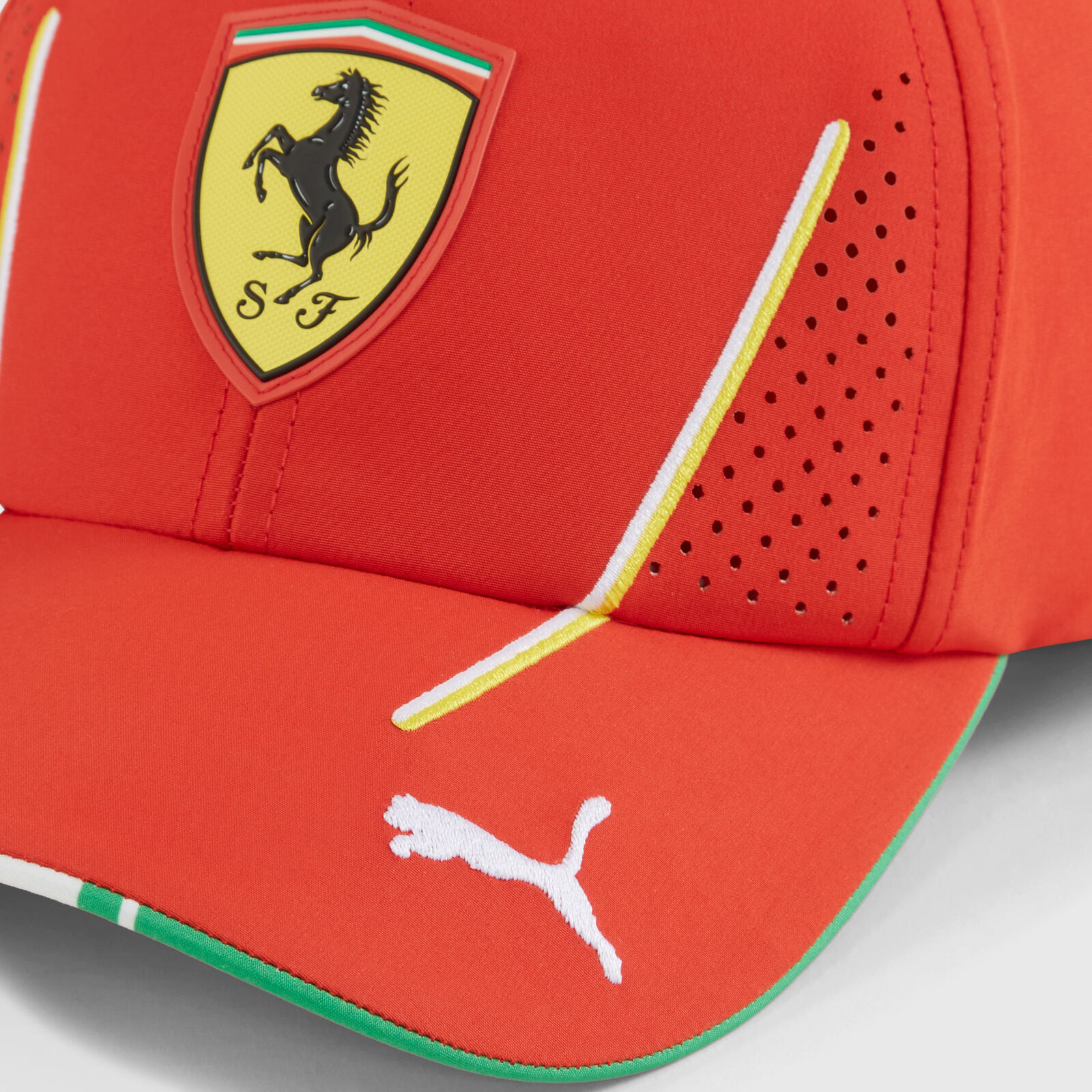 Gorra infantil del equipo 2024 - Scuderia Ferrari F1 | Fuel For Fans
