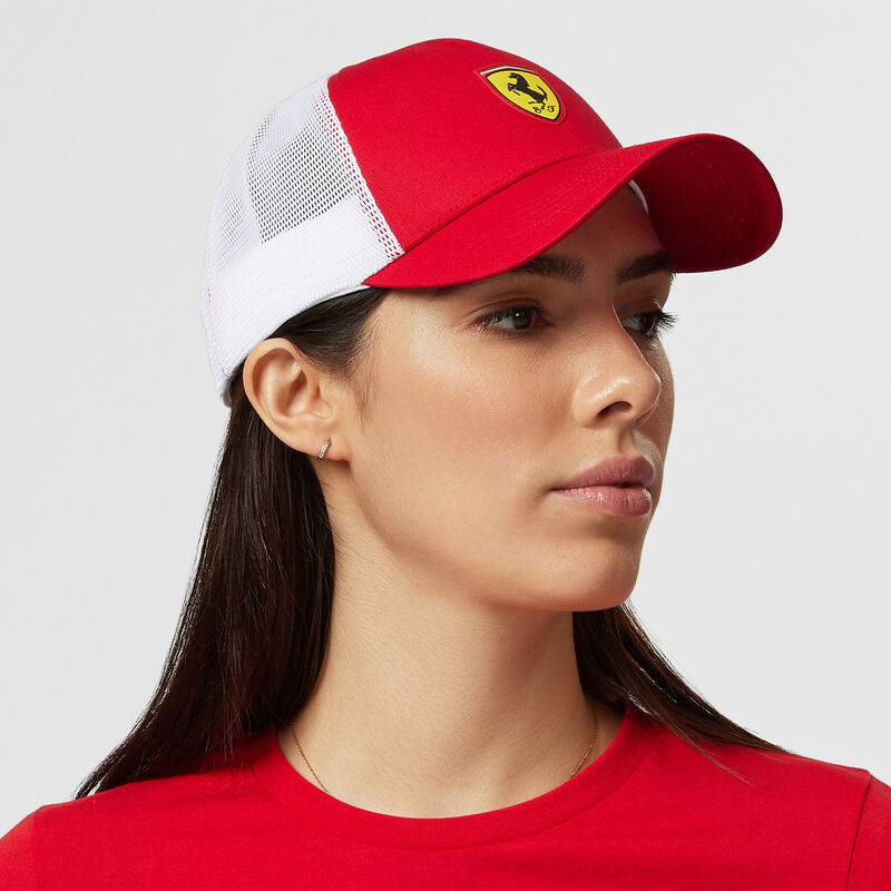 Logo Trucker Cap - Scuderia Ferrari F1 | Fuel For Fans
