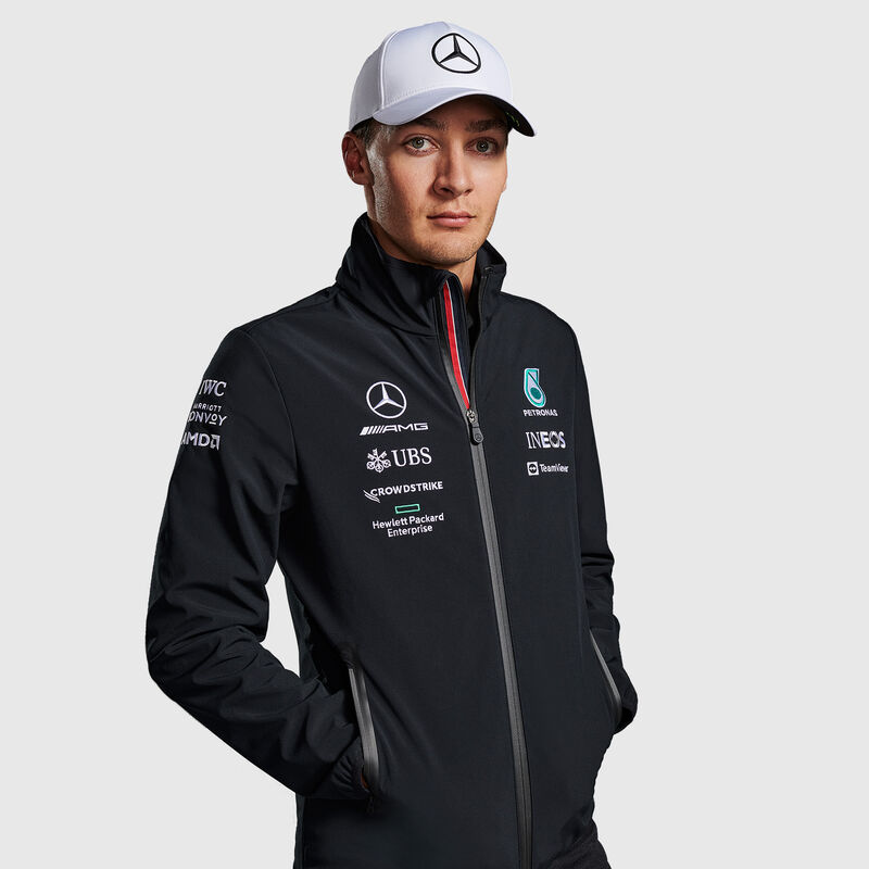 George Russell outfit