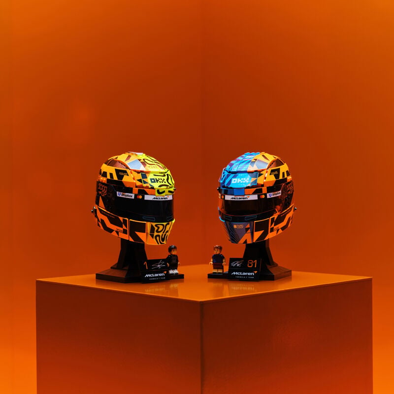 LEGO® Oscar Piastri Helmetsatz - McLaren Mastercard F1 | Fuel For Fans
